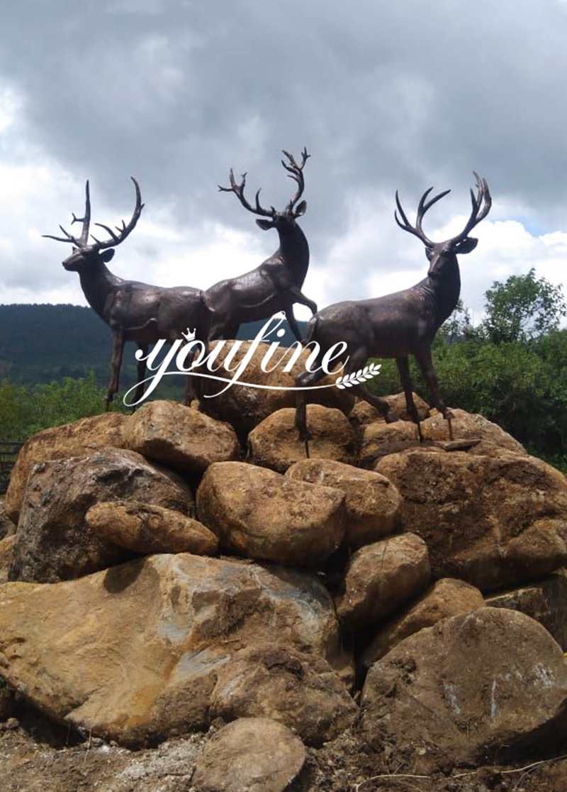 Elk Sculpture Stands Tall in Ice and Snow - YouFine