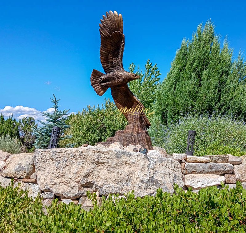Flying bronze hawk statue - YouFine