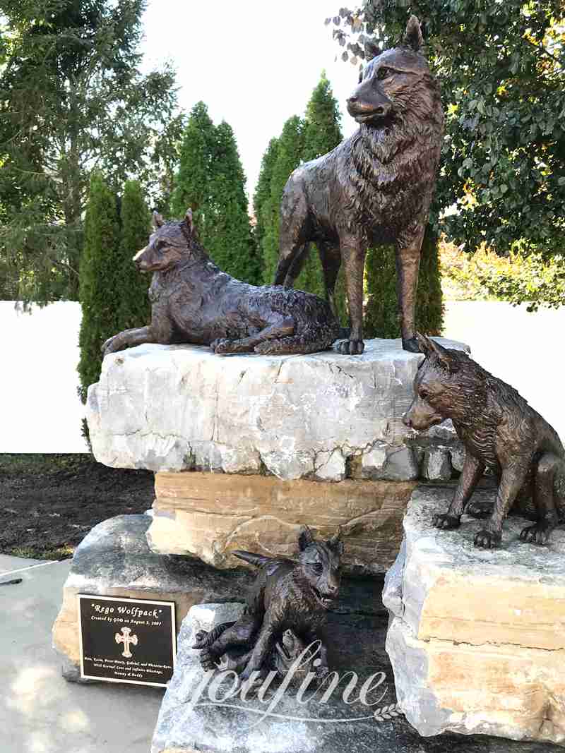 Bronze Wolf Garden Family Statue - YouFine
