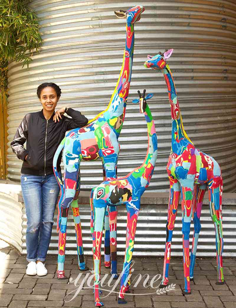 Bronze 6-Foot Giraffe Statue for Garden - YouFine