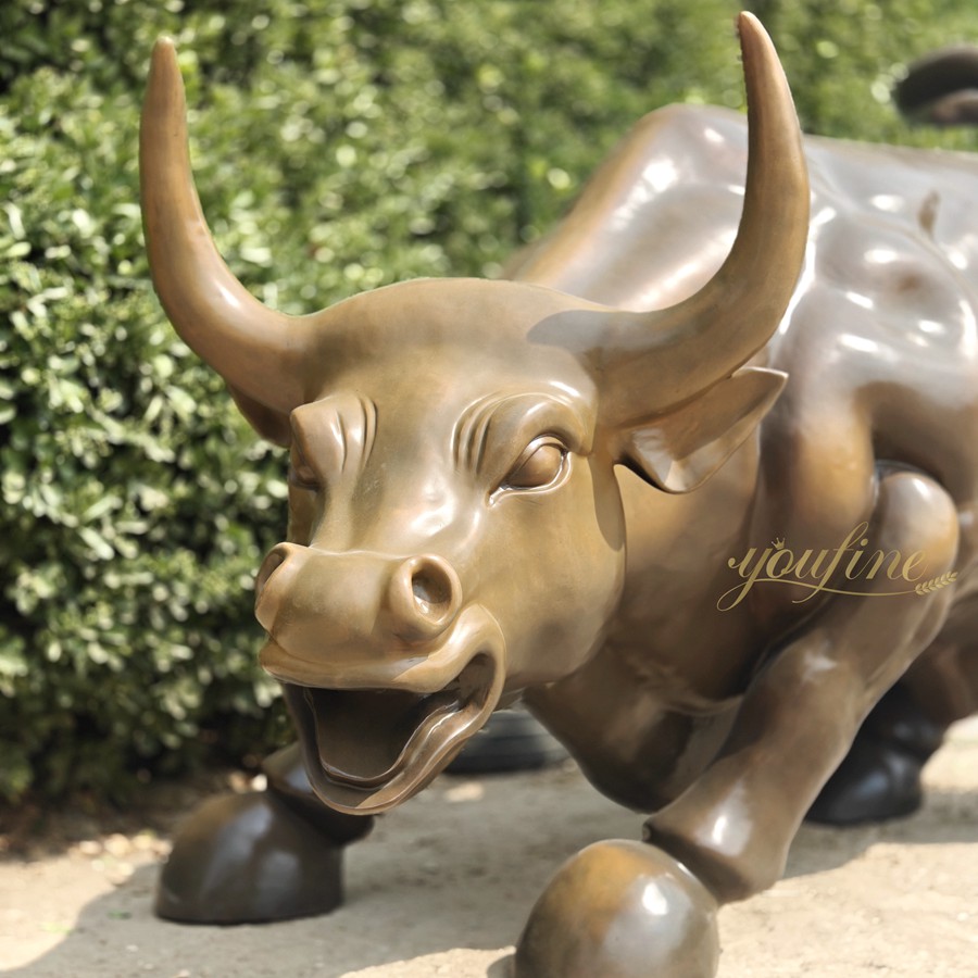 wall street bull statue replica