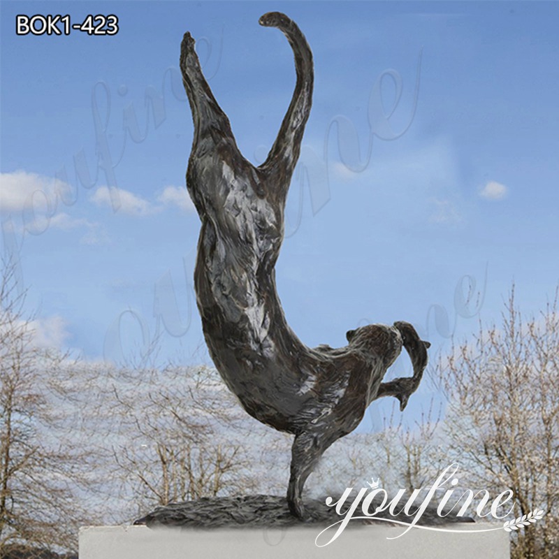 Bronze Otter Chasing Fish Sculpture - YouFine