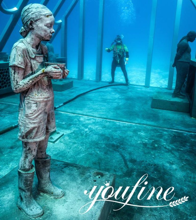 Underwater Statues - Art hidden under water - YouFine