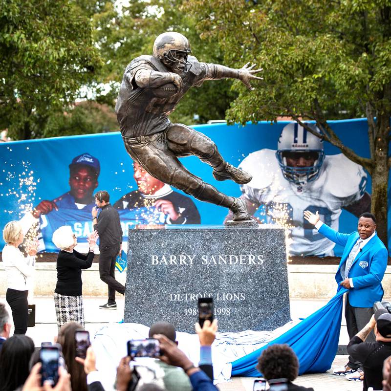 Bronze Football Player Barry Sanders Statue - YouFine